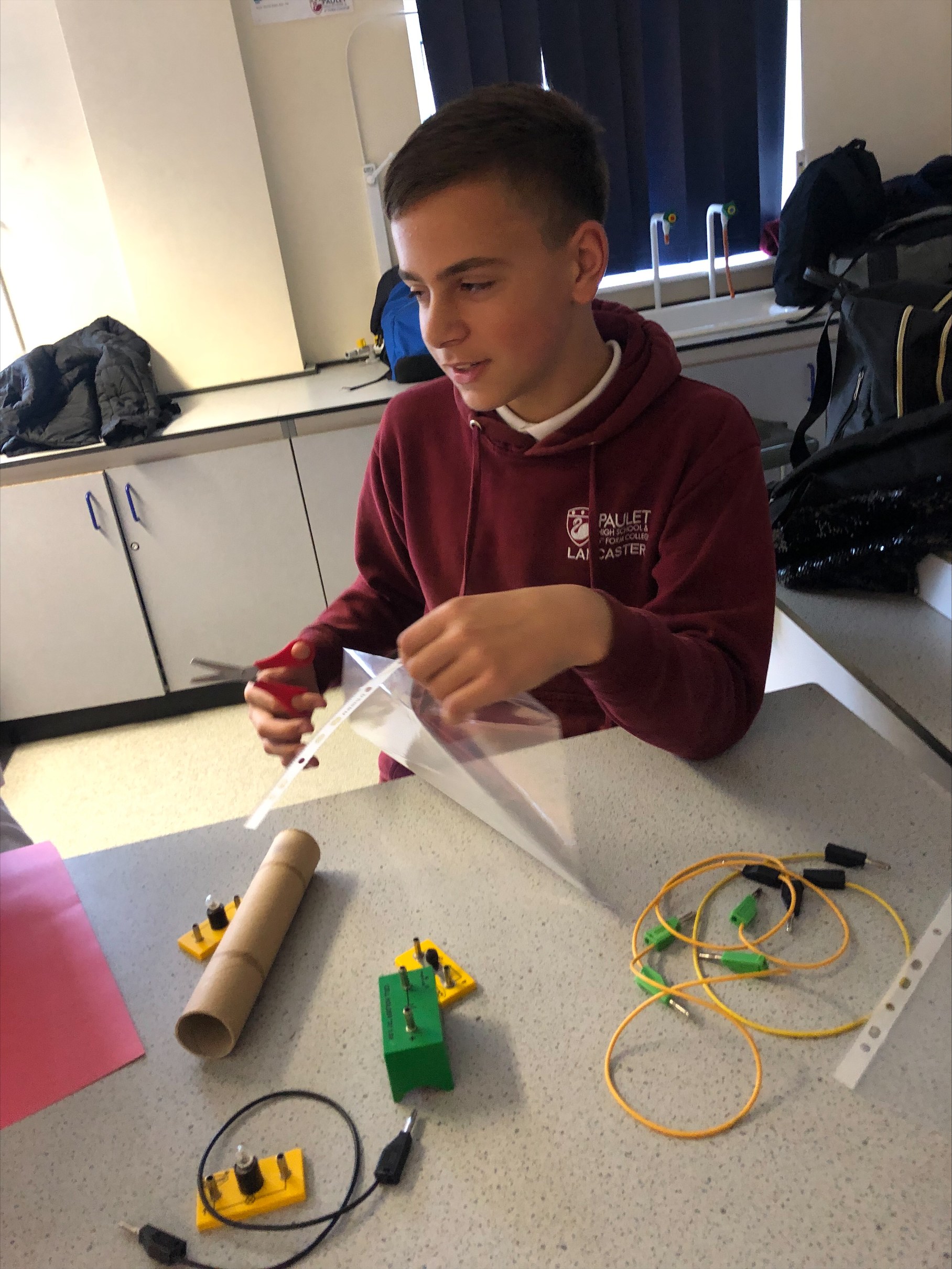 Fun in science – Paulet High School & 6th Form College