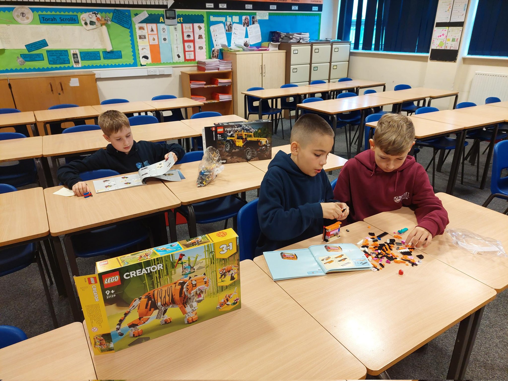 NEW CLUB FOR 2022 – LEGO CLUB – Paulet High School & 6th Form College